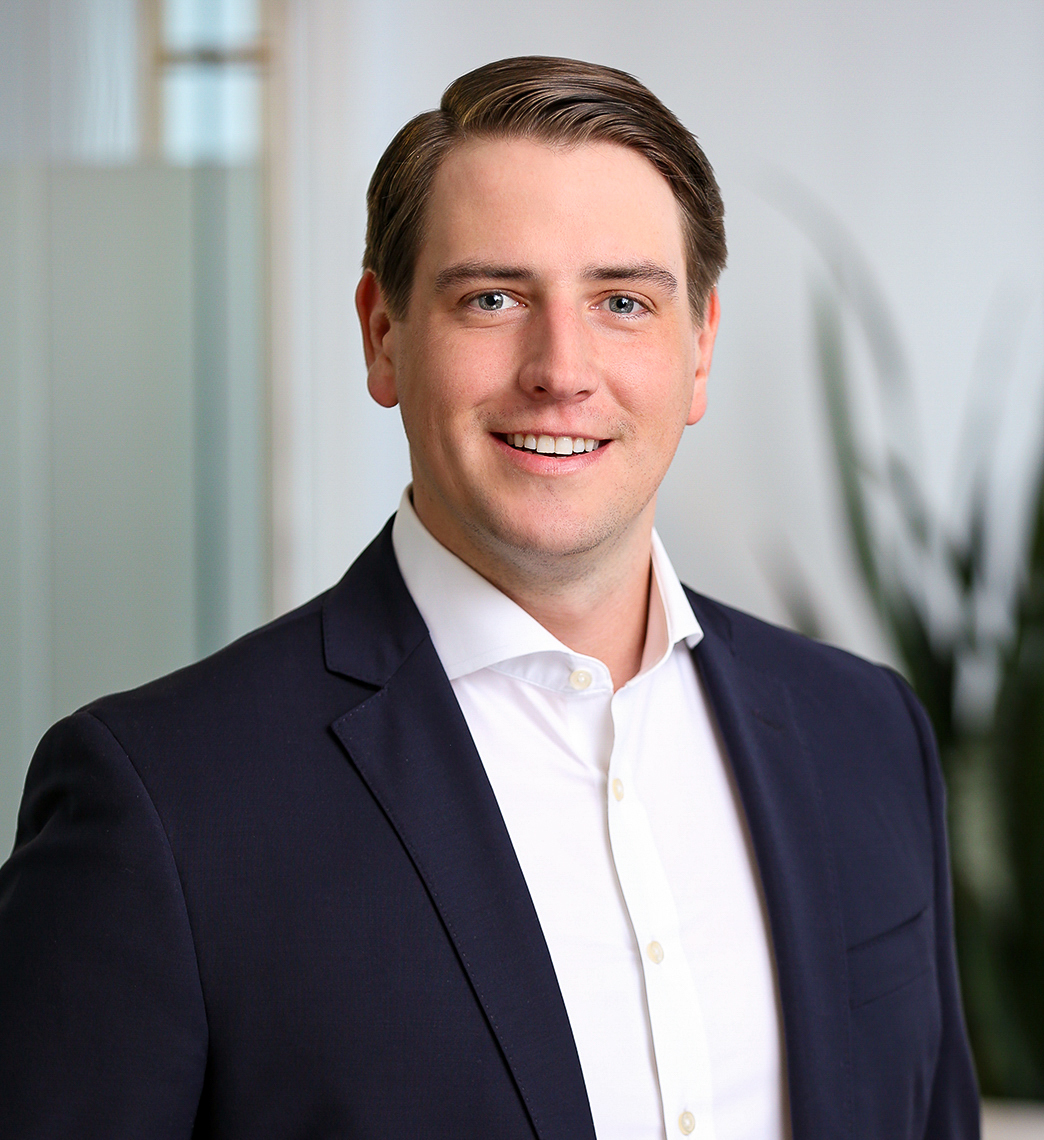 A Winning Team | Arsenal Capital Partners